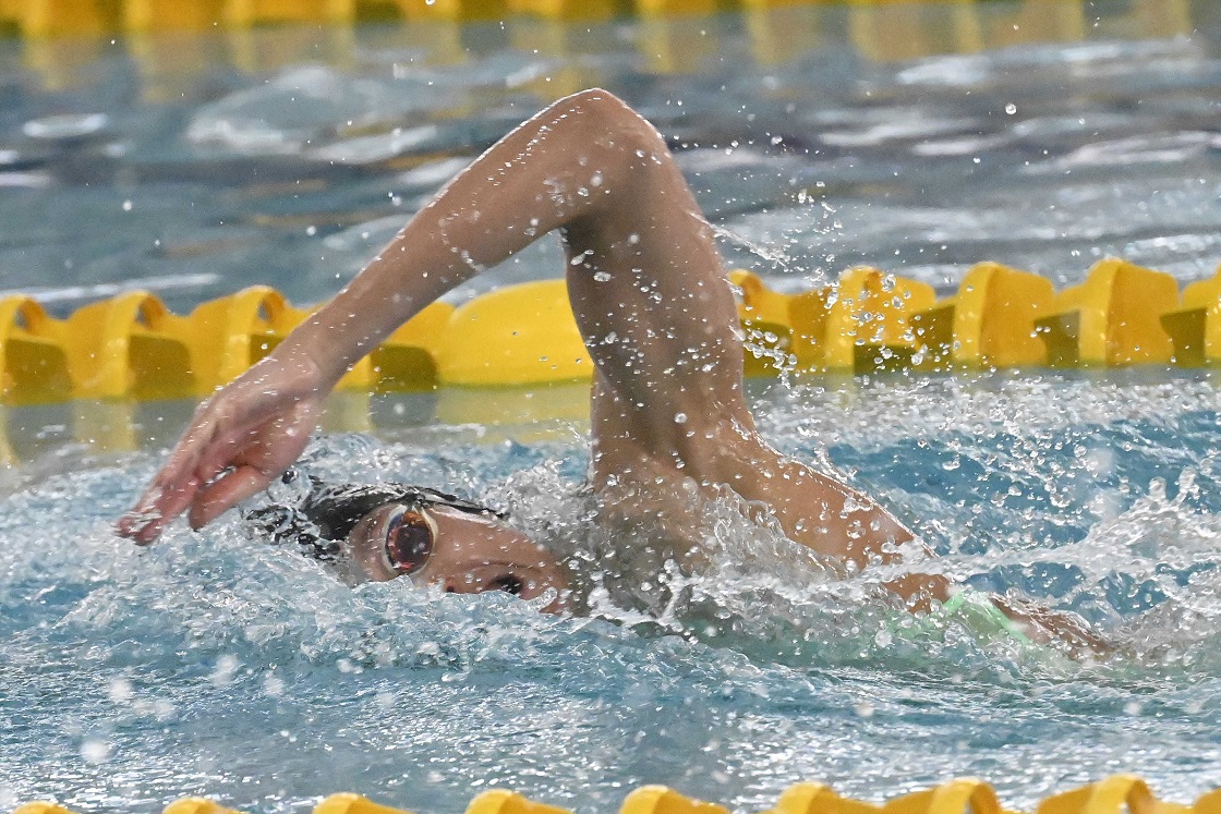 Van Niekerk edges close to African record en route to world champs semi ...